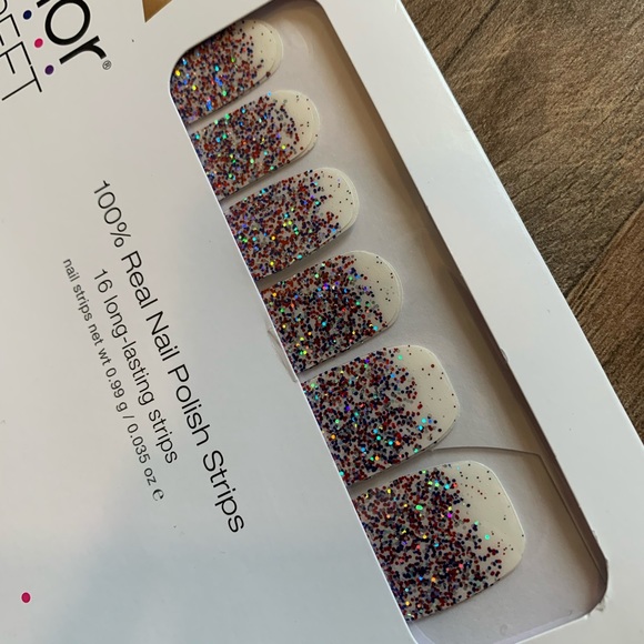 Color Street | Makeup | Color Street Glitter Dipped Overlay Nails Red ...